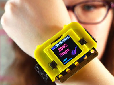 Maker Project - CLUE Step Counter with ST LSM6DS33